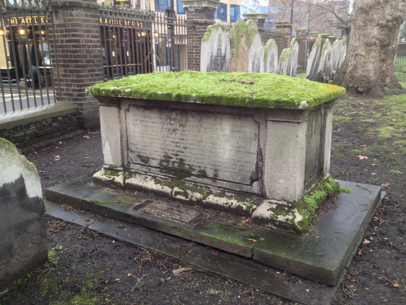 Grave of John Rippon | Plymouth Brethren Archive